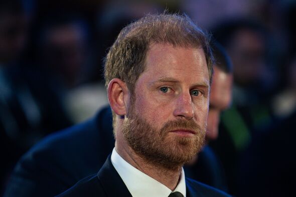 Royal family: Mystery surrounds Prince Harry in 41-day absence - 'Gone ...