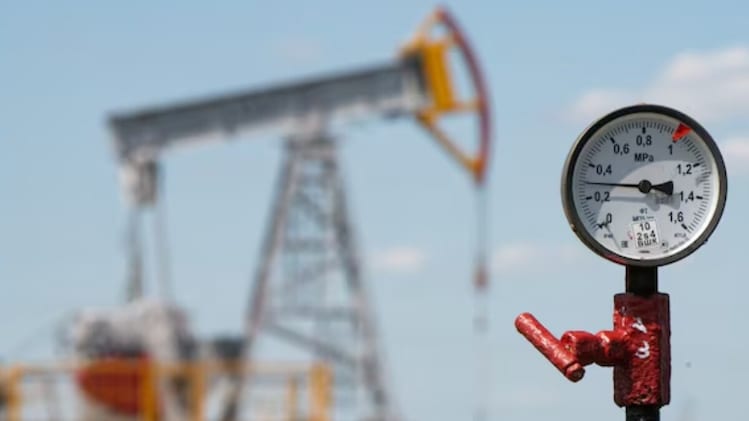 Buy RIL shares, switch from ONGC, BPCL, HPCL, IOC, IGL and MGL, says Nuvama