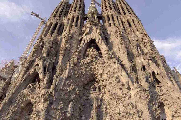 « La Sagrada Familia, le rêve achevé » sur Arte : une cathédrale et un ...