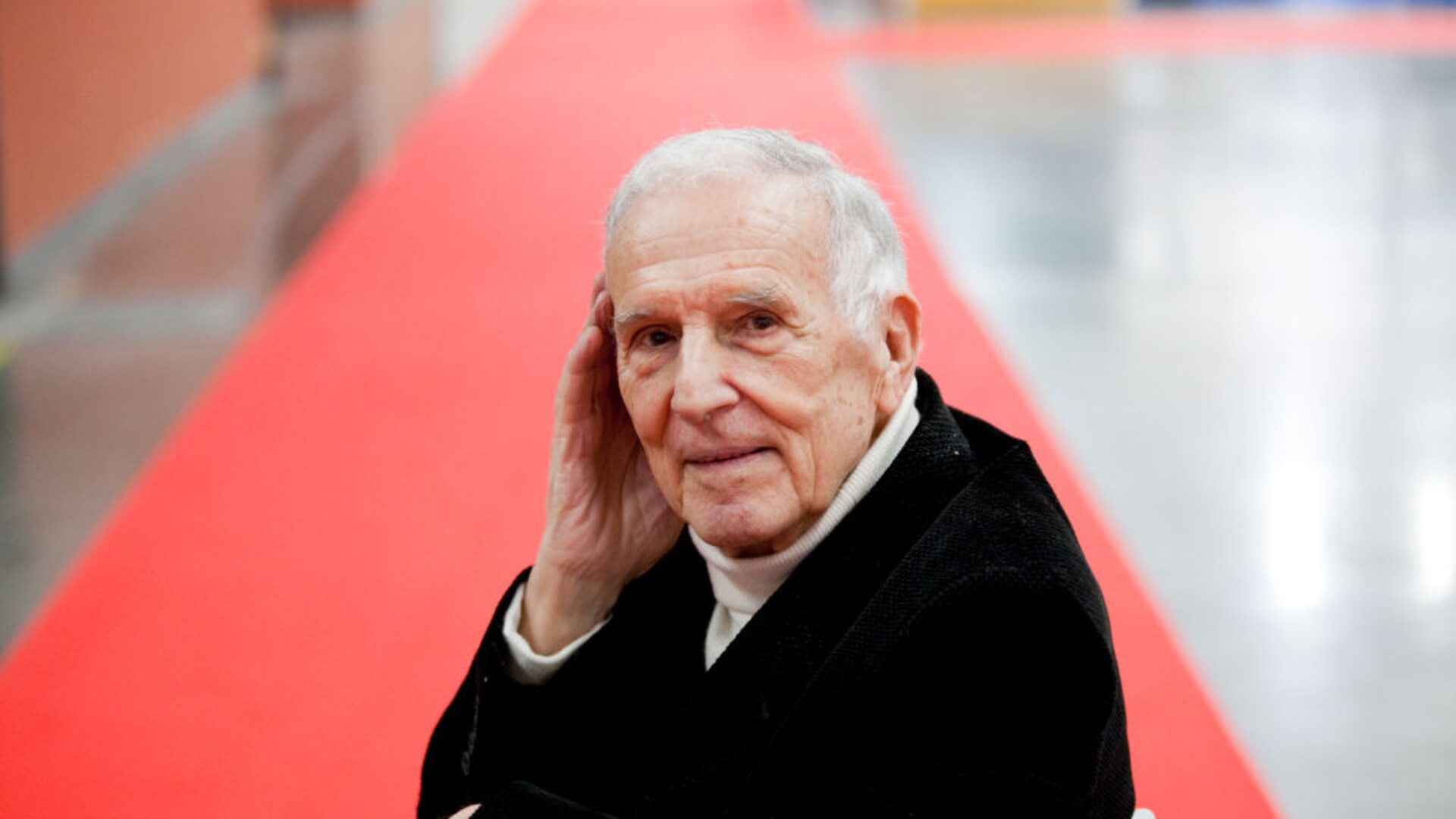 „Um länger zu leben“: Onkologe Silvio Garattini, 97, empfiehlt kleine ...