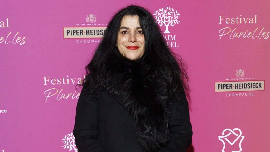 Marjane Satrapi serait morte de tristesse selon ses proches : qu'est-ce ...