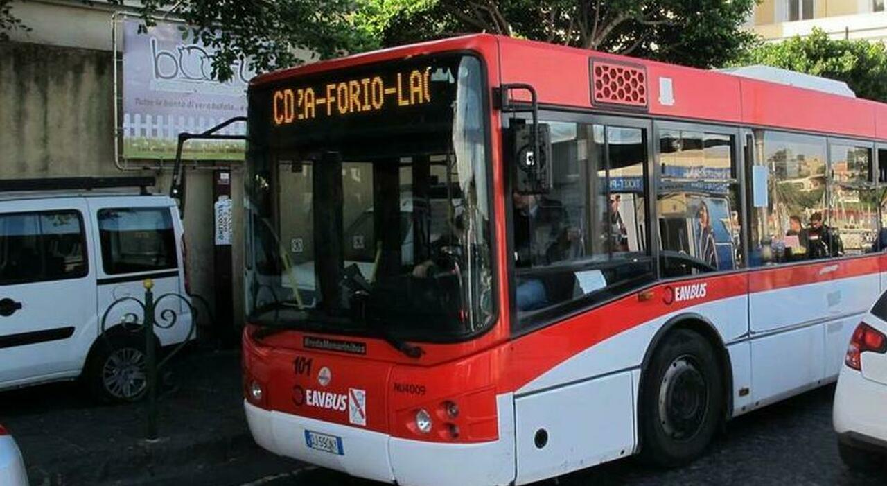 Trasporti a Napoli, dal 7 giugno riparte la linea estiva Vomero-Miseno