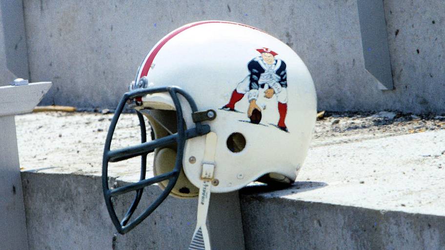 Former Patriots DB/KR Vic Purvis dies at 82