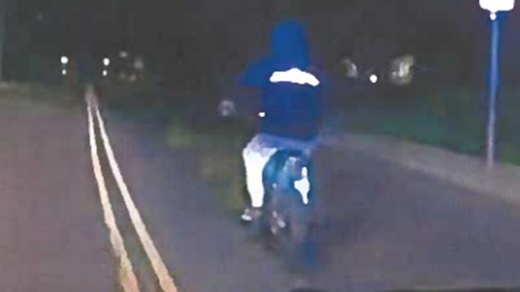 Dirt bike rider leads State Police on high-speed chase through Franklin ...