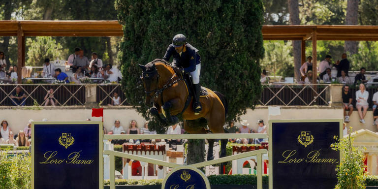 Piazza di Siena 2026: come Loro Piana ridefinisce l'estetica equestre