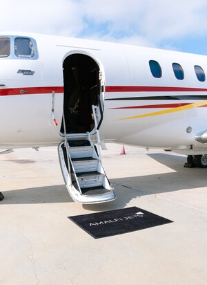 Helicopter rides, pitch-side seats: How the ultrarich are doing the ...