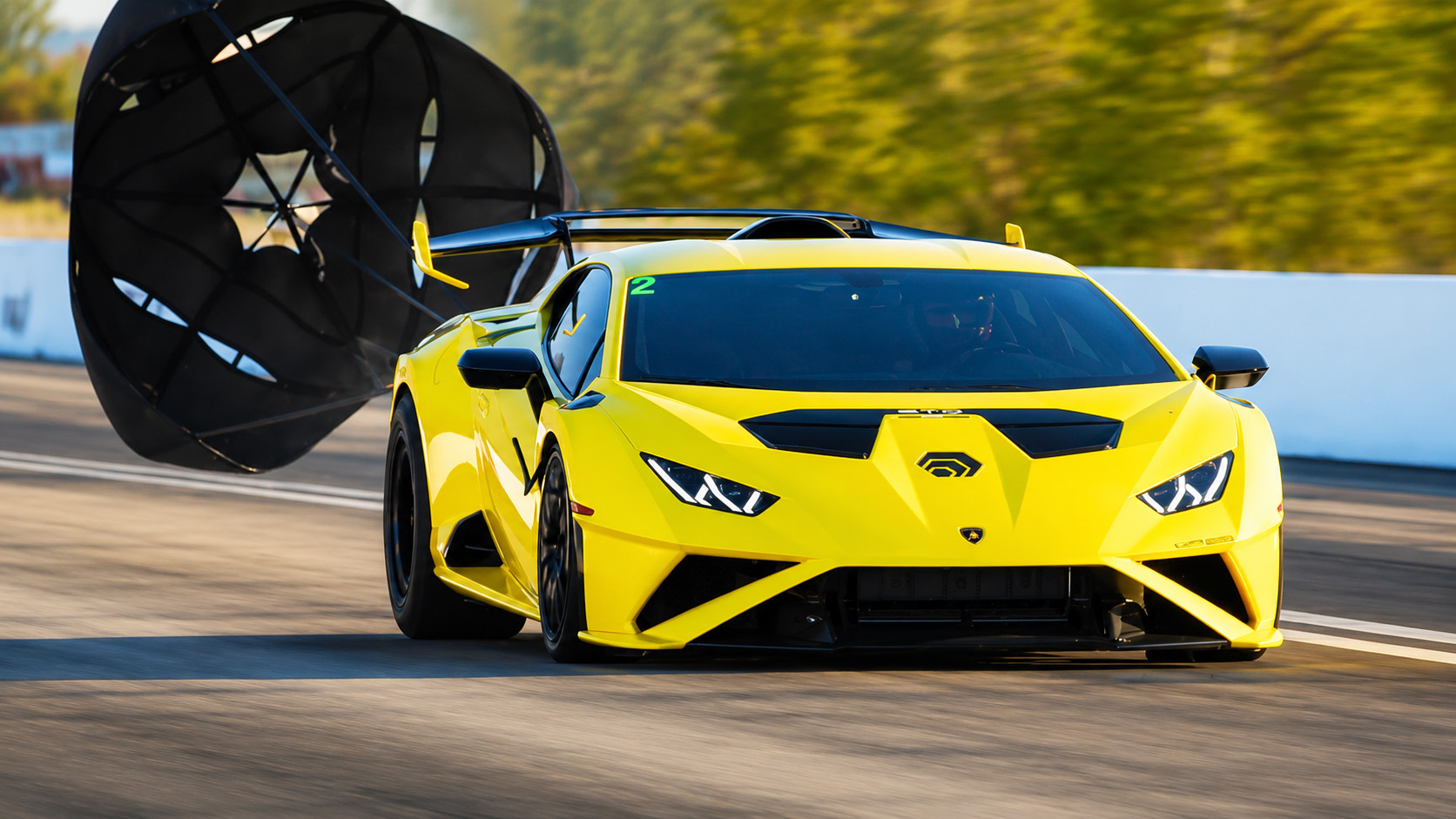 3500 HP Huracan STO hits 233 MPH at drag race