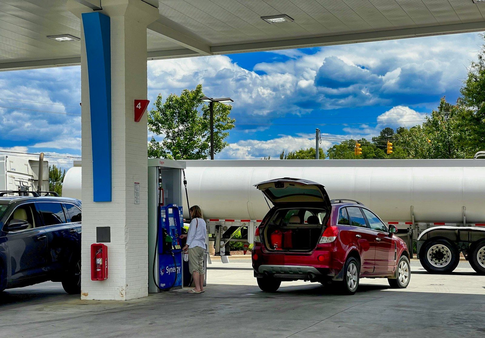 Gas station hacks that stop you from accidentally wasting money every ...