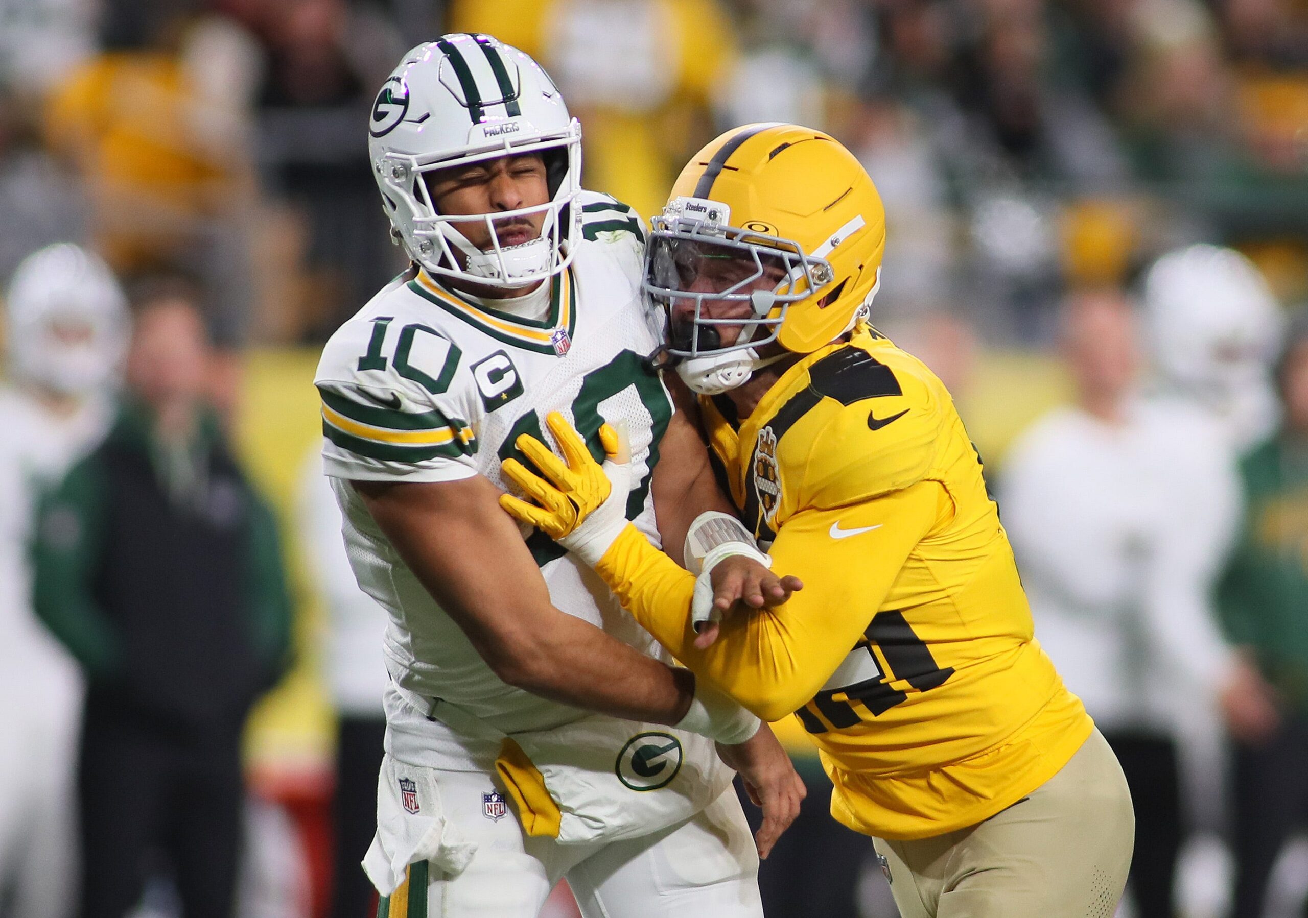 Steelers give $100M to edge rusher with just 11 NFL career starts