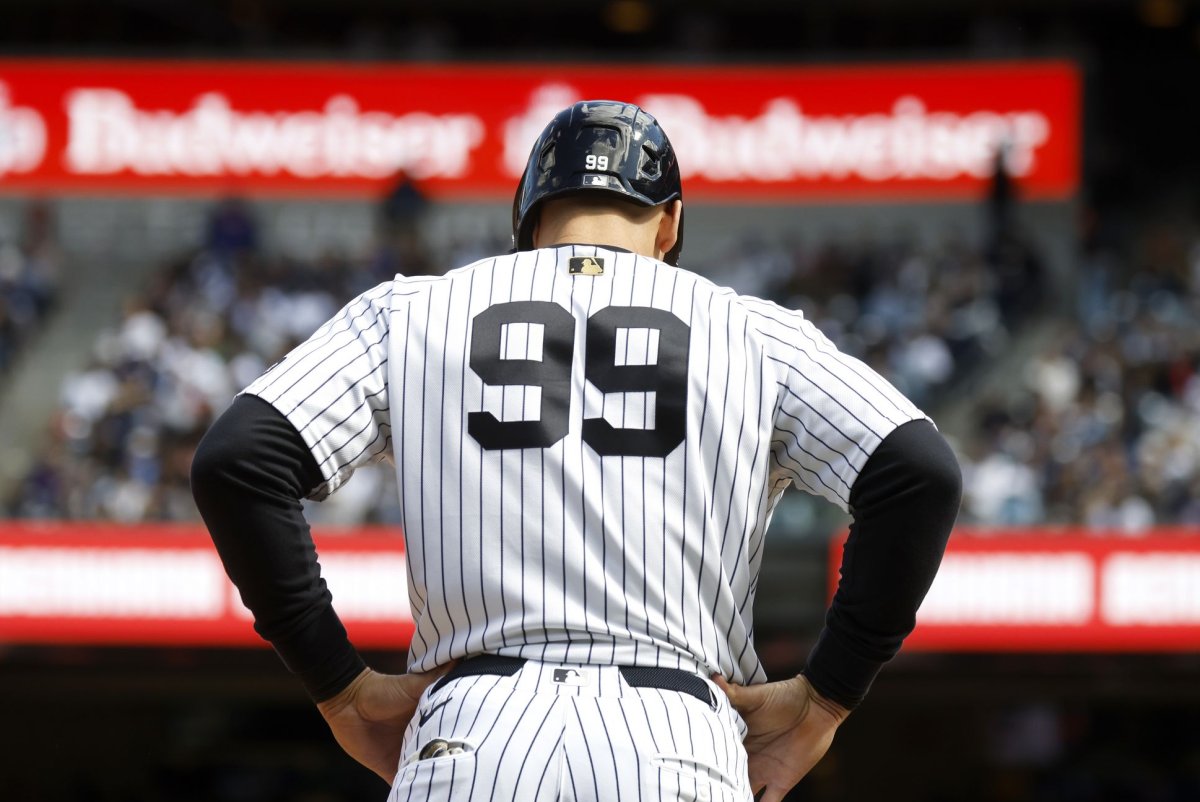 Yankees' Aaron Judge out indefinitely due to rib stress fracture