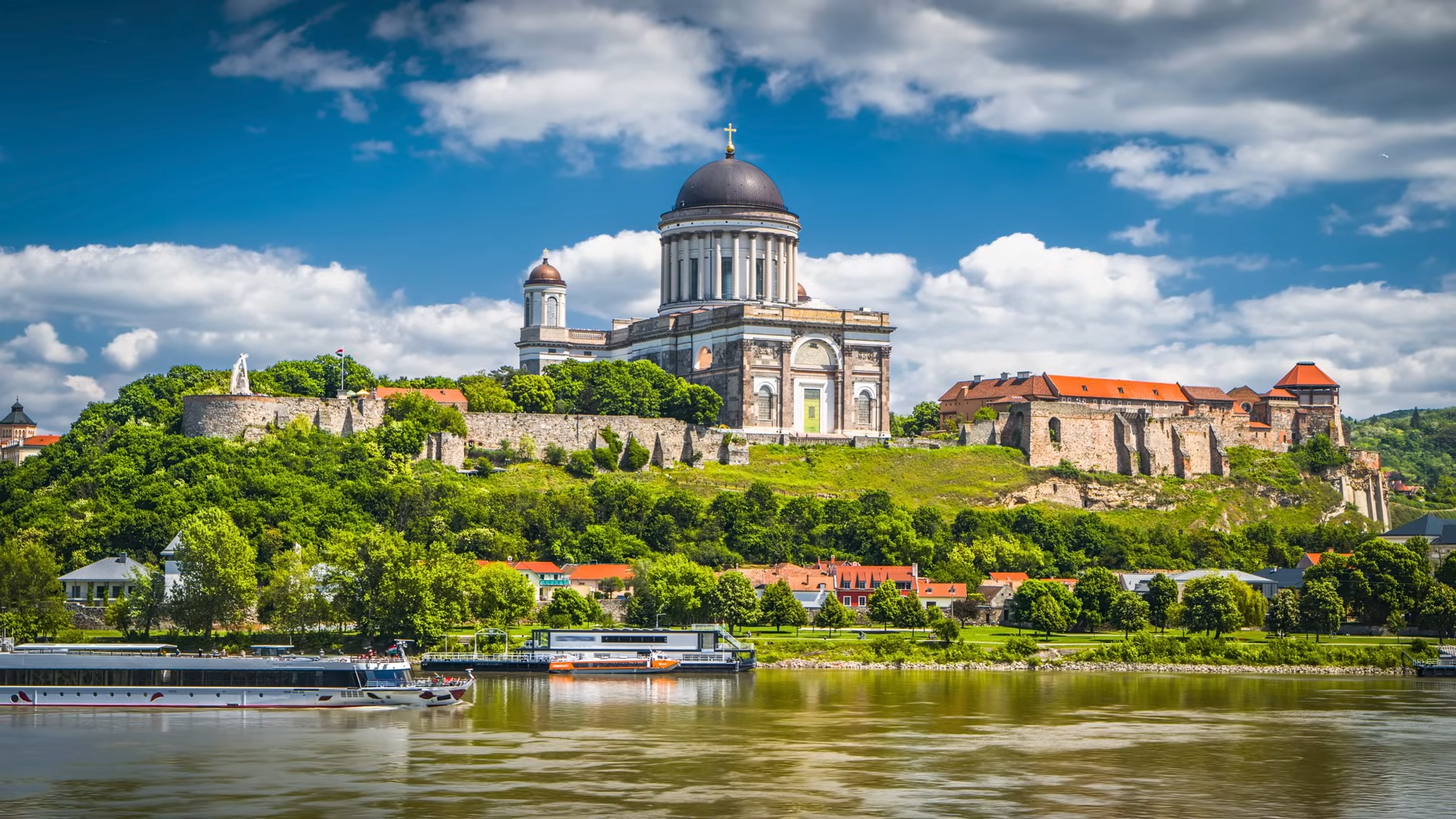 Why is Hungary the most underrated country?