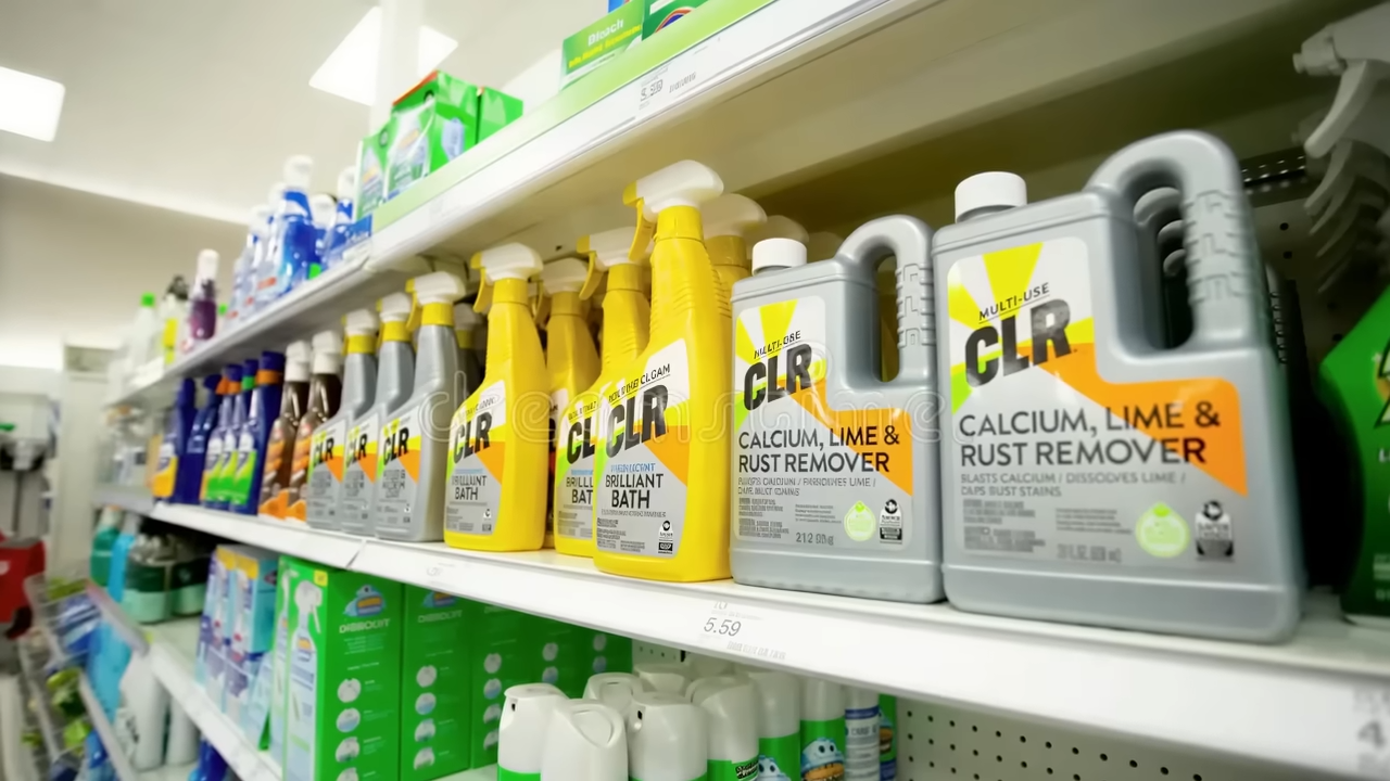 This $2 powder removes hard water stains better than expensive cleaners