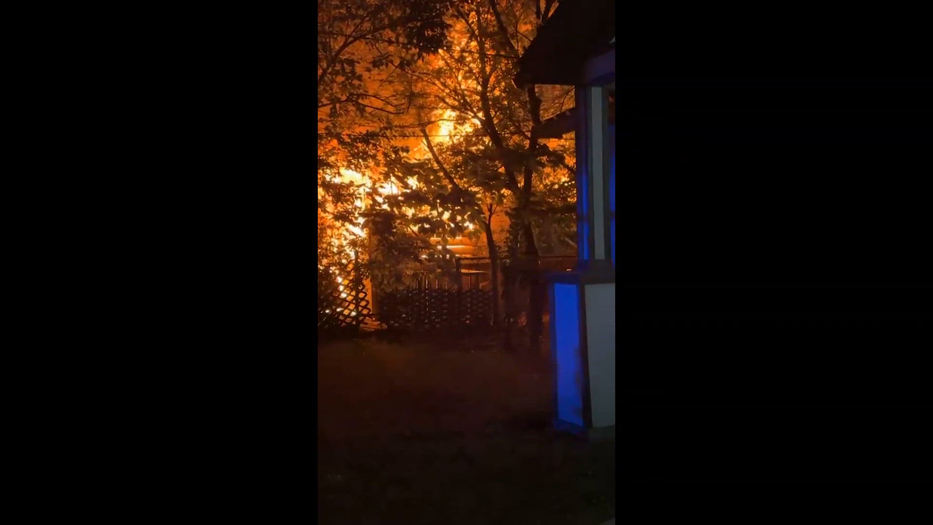 House goes up in flames in Dallas, cause under investigation