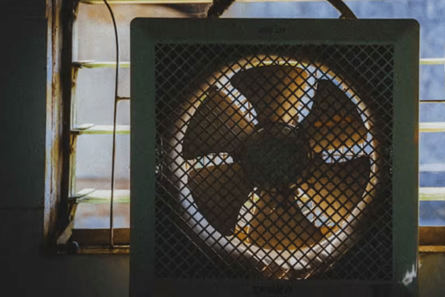 Exhaust fan electricity consumption: How many inches of exhaust fan is ...