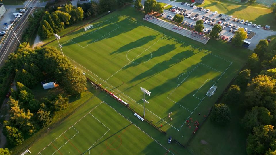 Inside the Tennessee high school that’s Spain’s home away from home at ...