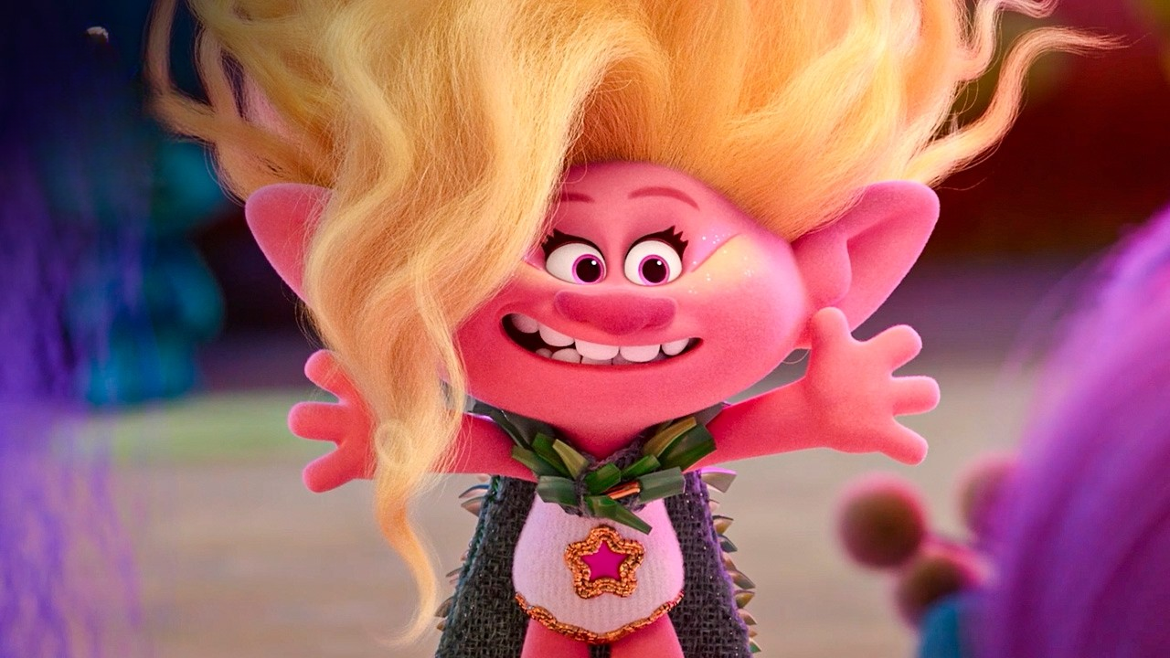 Poppy meets her long lost sister (Anna Kendrick) | Trolls Band Together