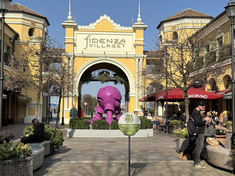A Fidenza Village lo shopping può valere una gift card da 1.000 euro ...
