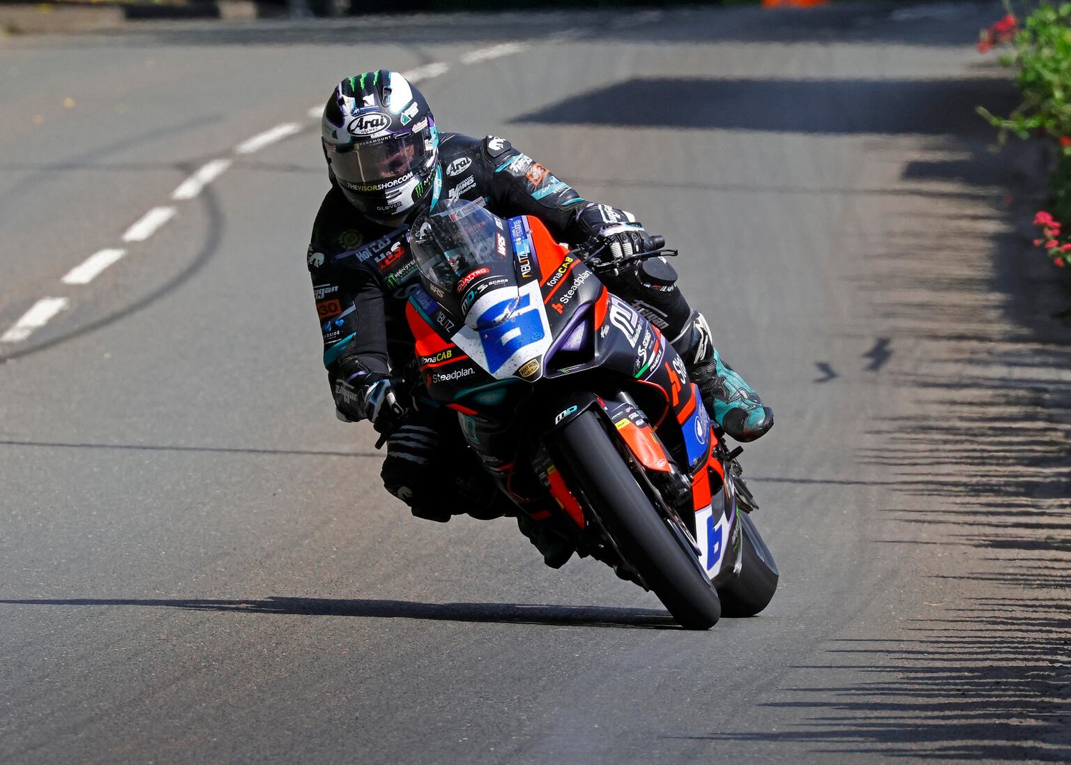 Isle of Man TT Friday schedule: Michael Dunlop hoping to add to record