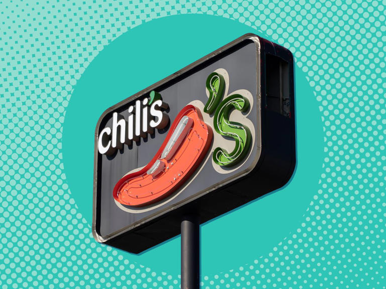 I compared prices at 5 fast casual chains to find the cheapest one—and ...