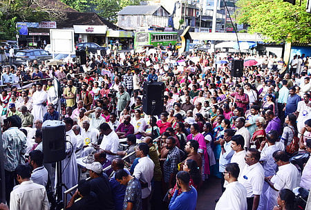 Muslim leaders seek resolution of Munambam dispute within Waqf law ...