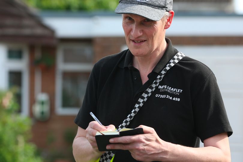 Savvy leaflet delivery man earns £3,000 just by spotting empty homes on ...
