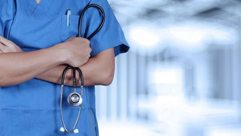 How reducing screen time saved my back: An orthopaedic surgeon shares a ...