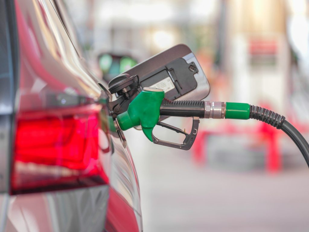 Gas station hacks that stop you from accidentally wasting money every ...