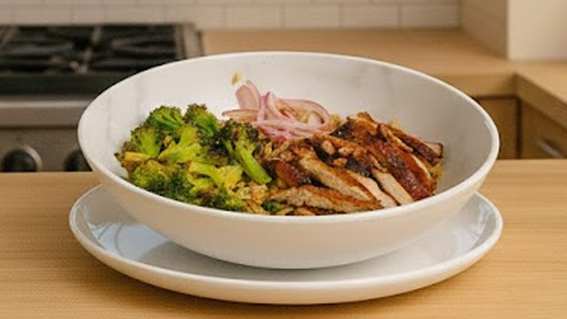 How to make a chicken and broccoli rice bowl
