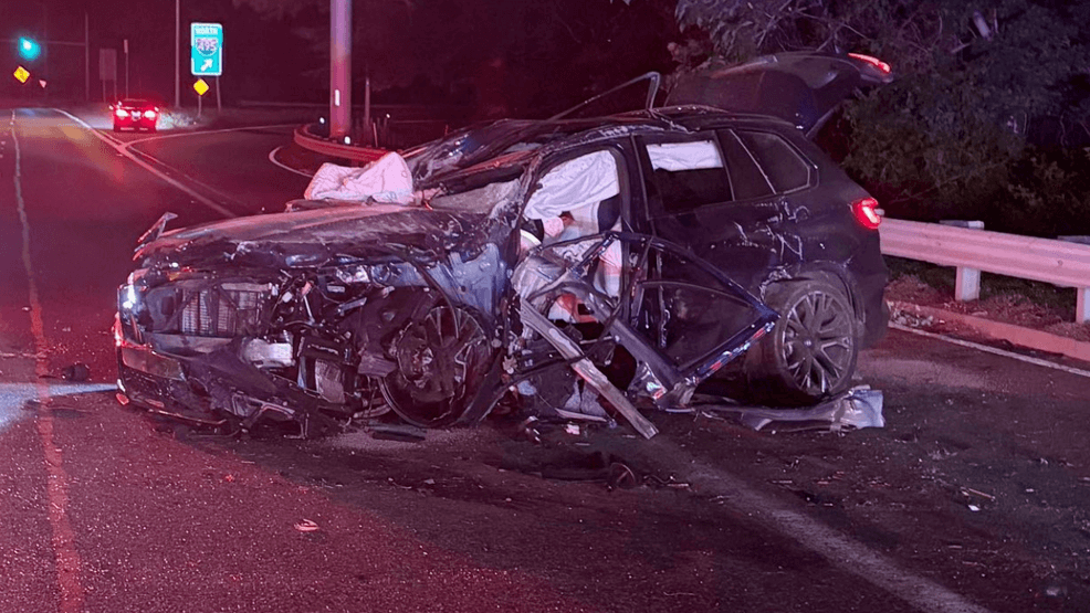 5 people, including 3 teens, hurt after car flips in crash near Beltway ...
