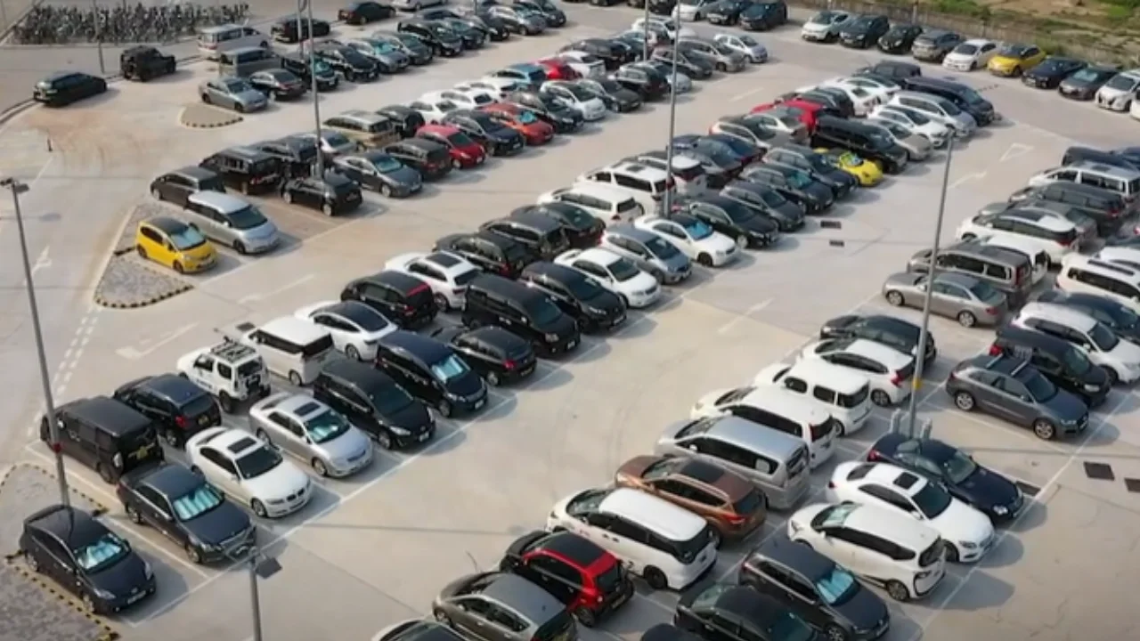 World's most expensive parking space cost $1,300,000 and this is why ...