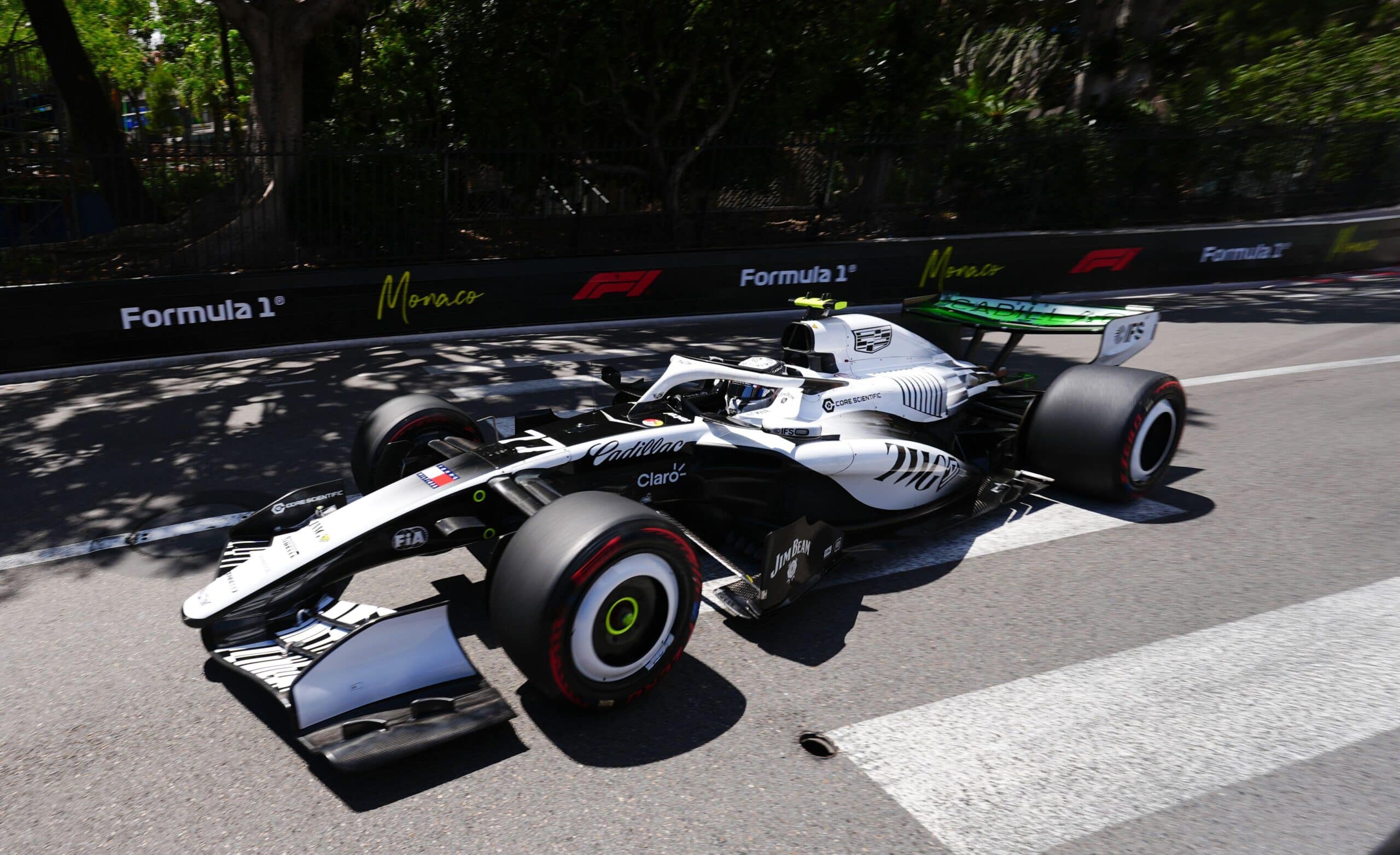Valtteri Bottas vaikeuksissa Monacossa – "Haastava päivä"
