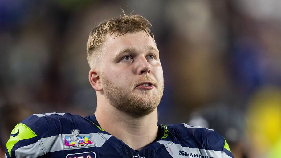Rylie Mills may have found the perfect Seahawks teammate to unlock his game
