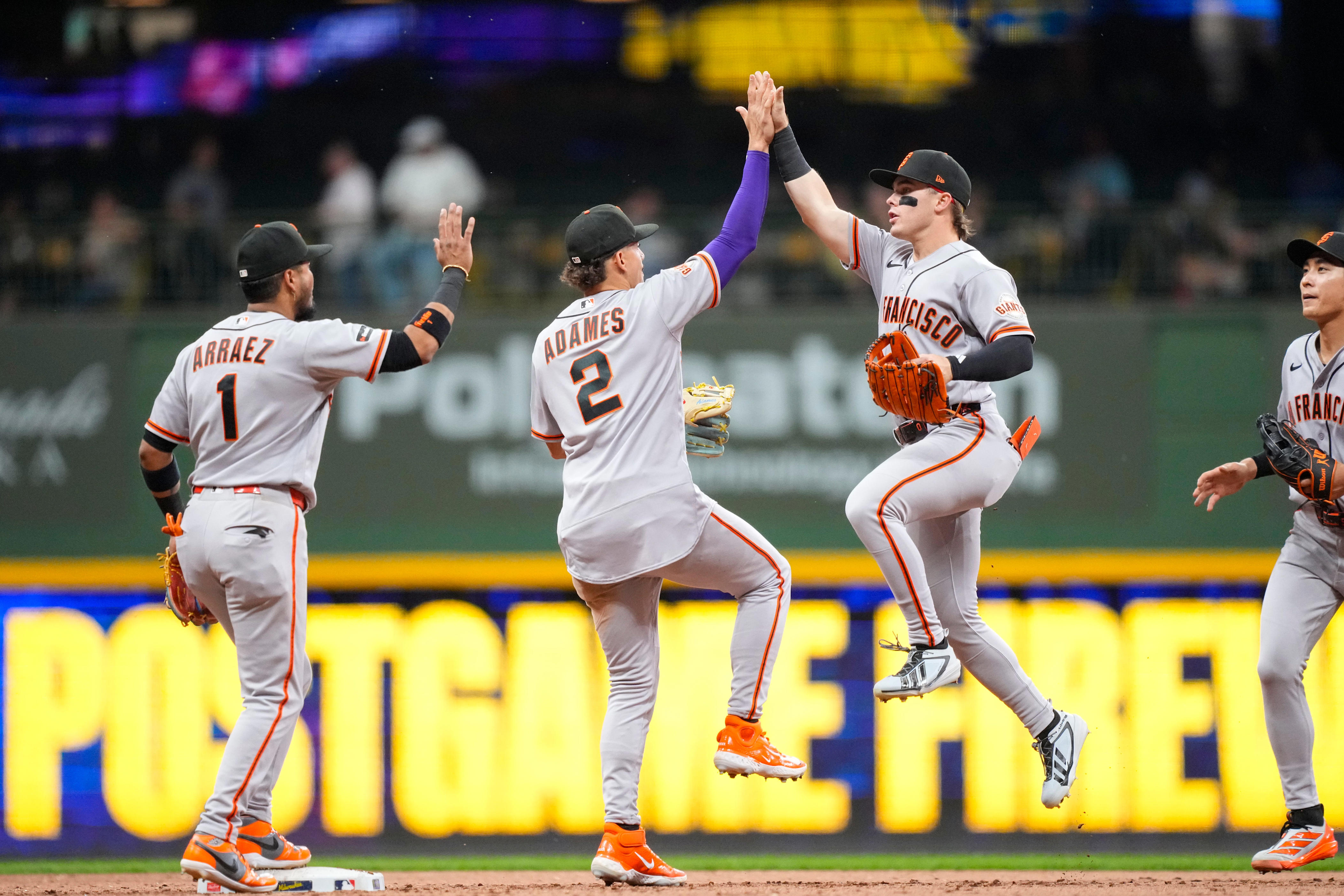 Drew Gilbert scores run in Giants' 20-hit win at Milwaukee