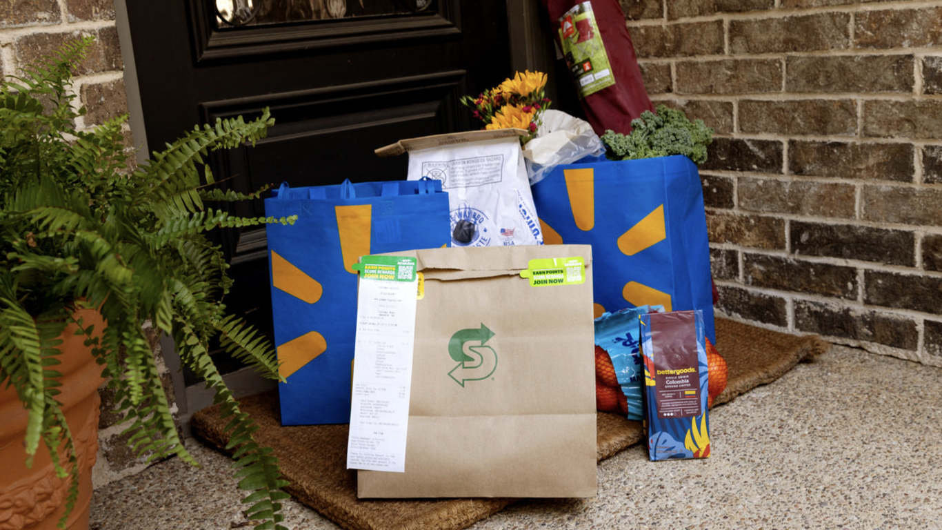 Walmart adds restaurant delivery