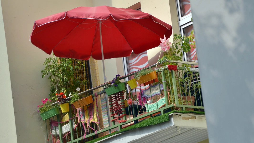 Bob Vila announces 2026 top patio shades and sails