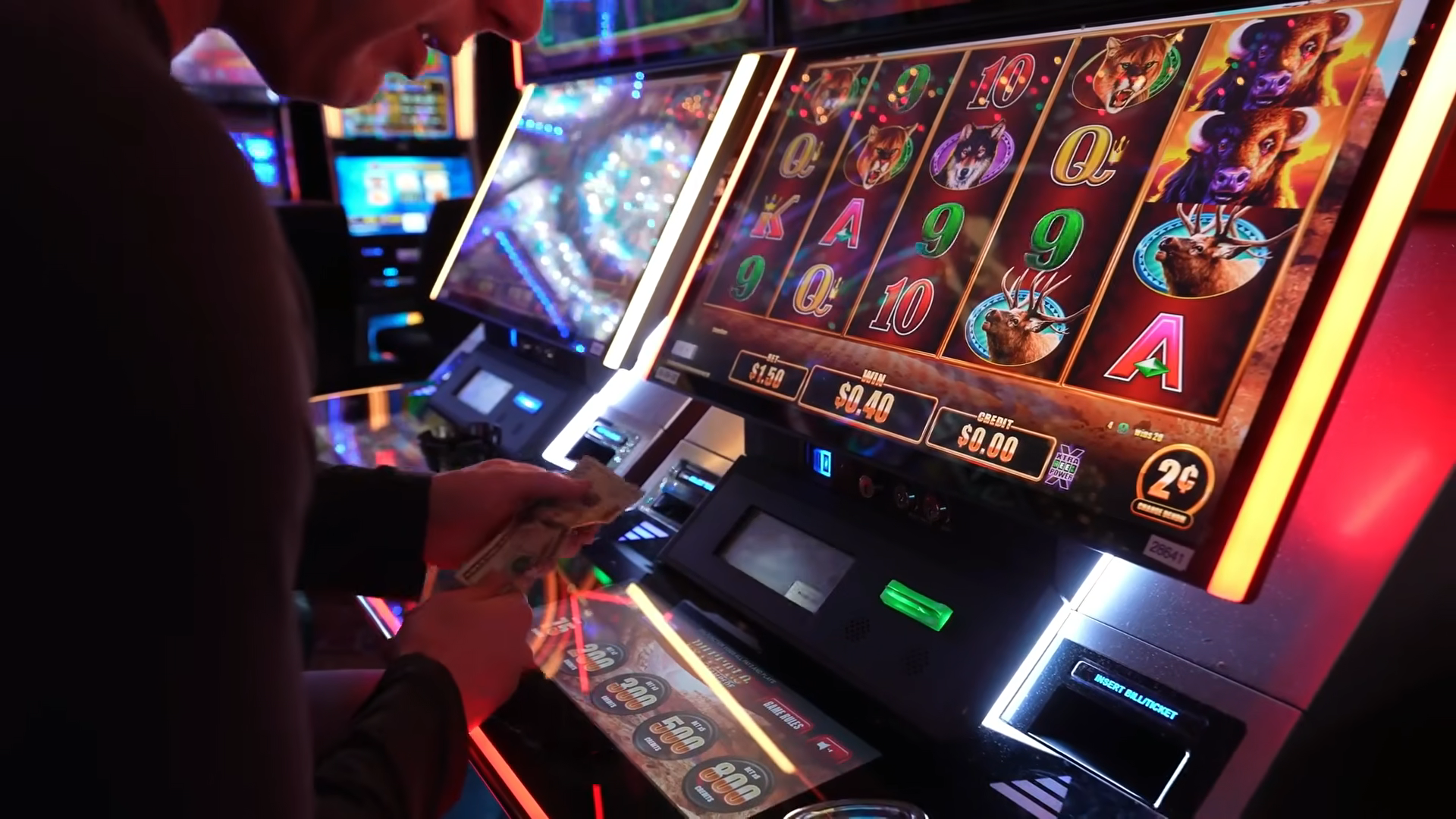 I Had a LOT of Lucky Win Playing Slots at Casino Royale Las Vegas