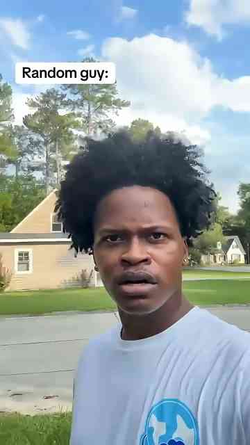Mom: "Come outside and help me with the groceries" 🤨🛒 and somehow there ...