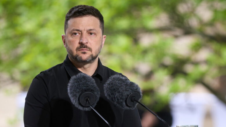 Zelensky stelt in open brief topontmoeting en wapenstilstand voor aan ...