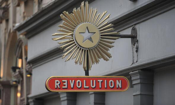 UK bar giant confirms fresh closure after crashing into administration ...