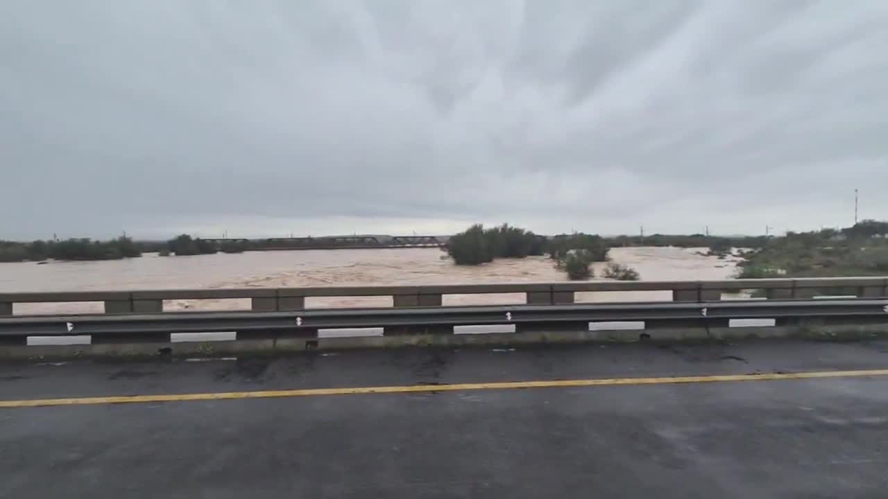 Floods surge through Central Karoo as heavy rain hits South Africa