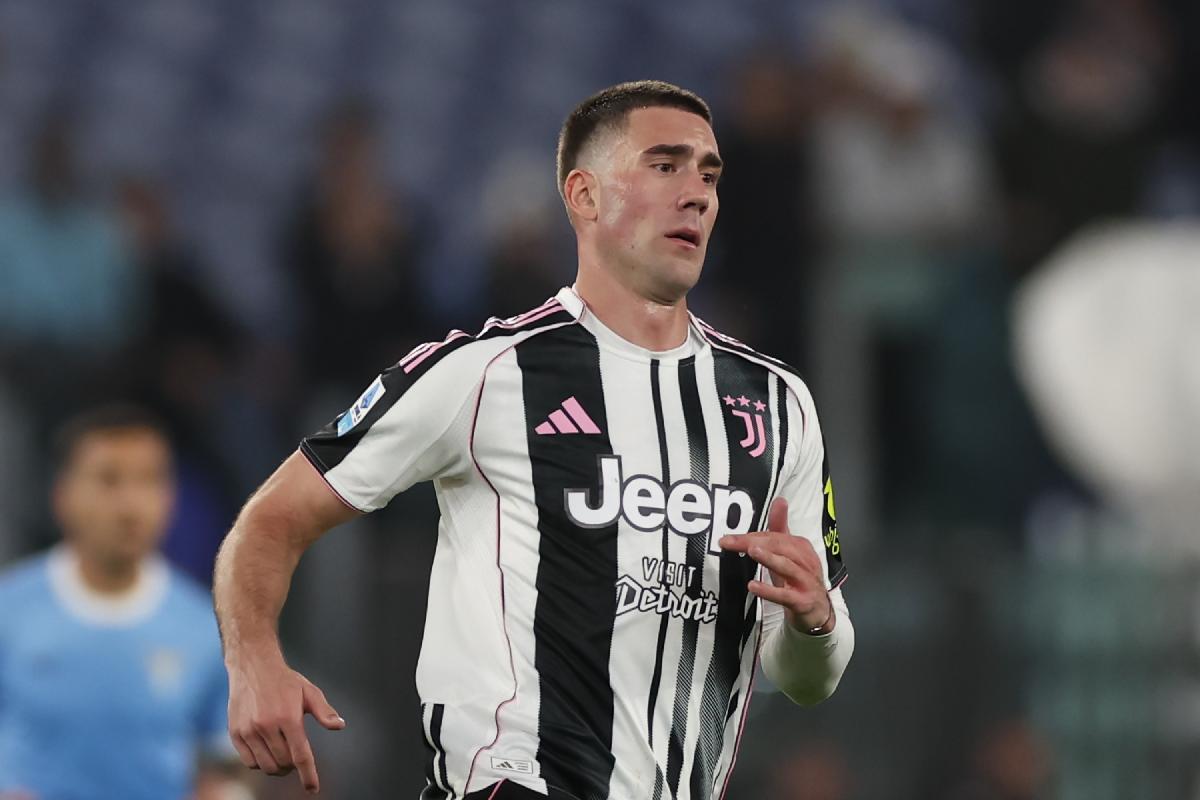 Vlahovic-Napoli, Repubblica: Allegri gradirebbe l'ex Juventus, c'è una ...