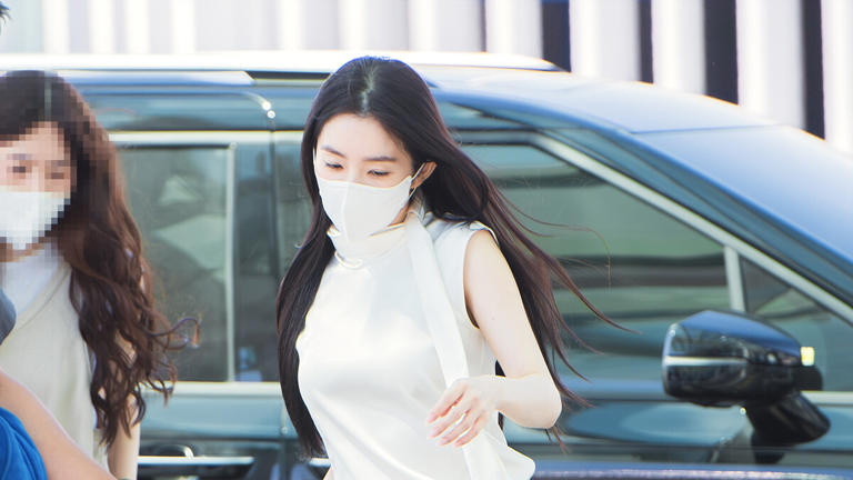 [HD포토] 레드벨벳 아이린, ‘아시아 투어의 start line’ (인천공항 출국)