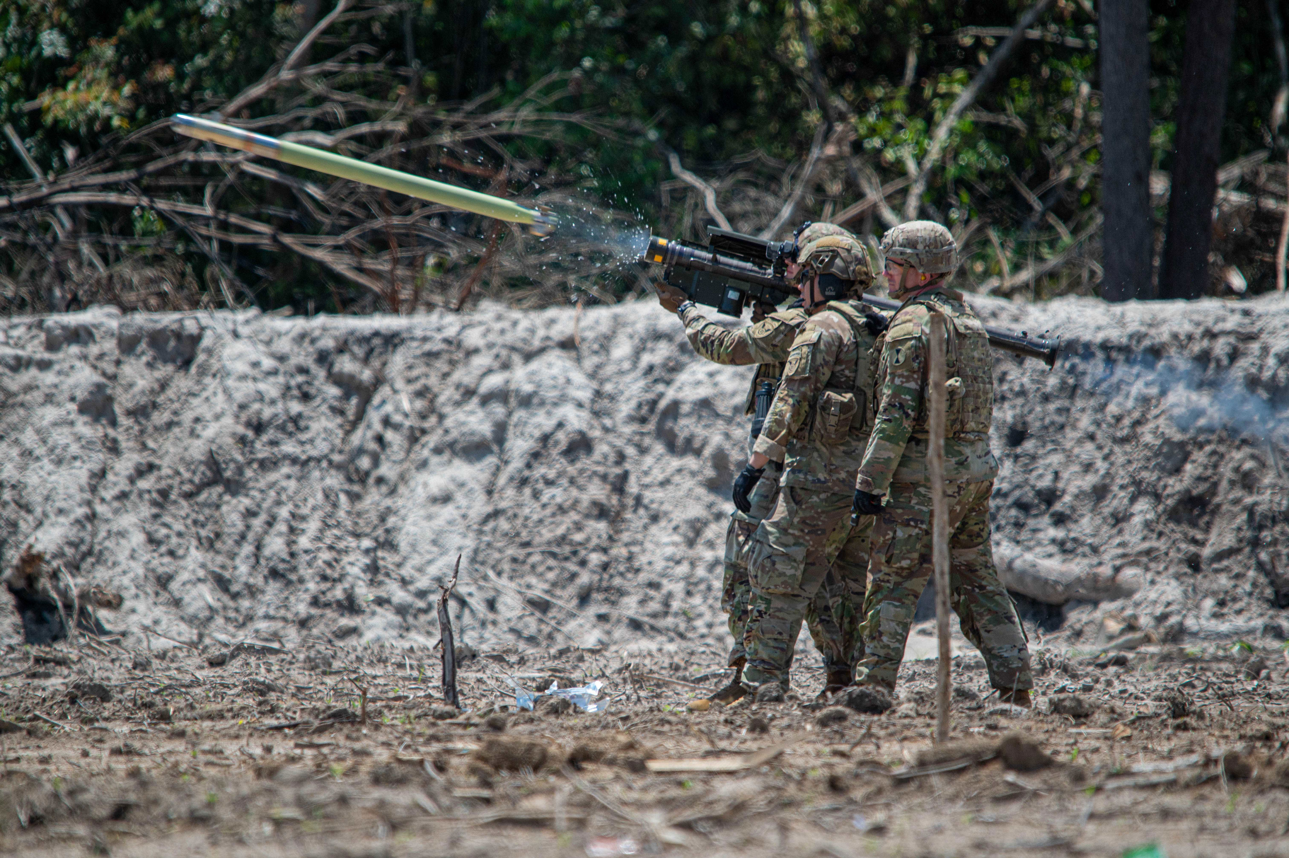The US Army wants thousands of air defense missiles to replace the Stinger