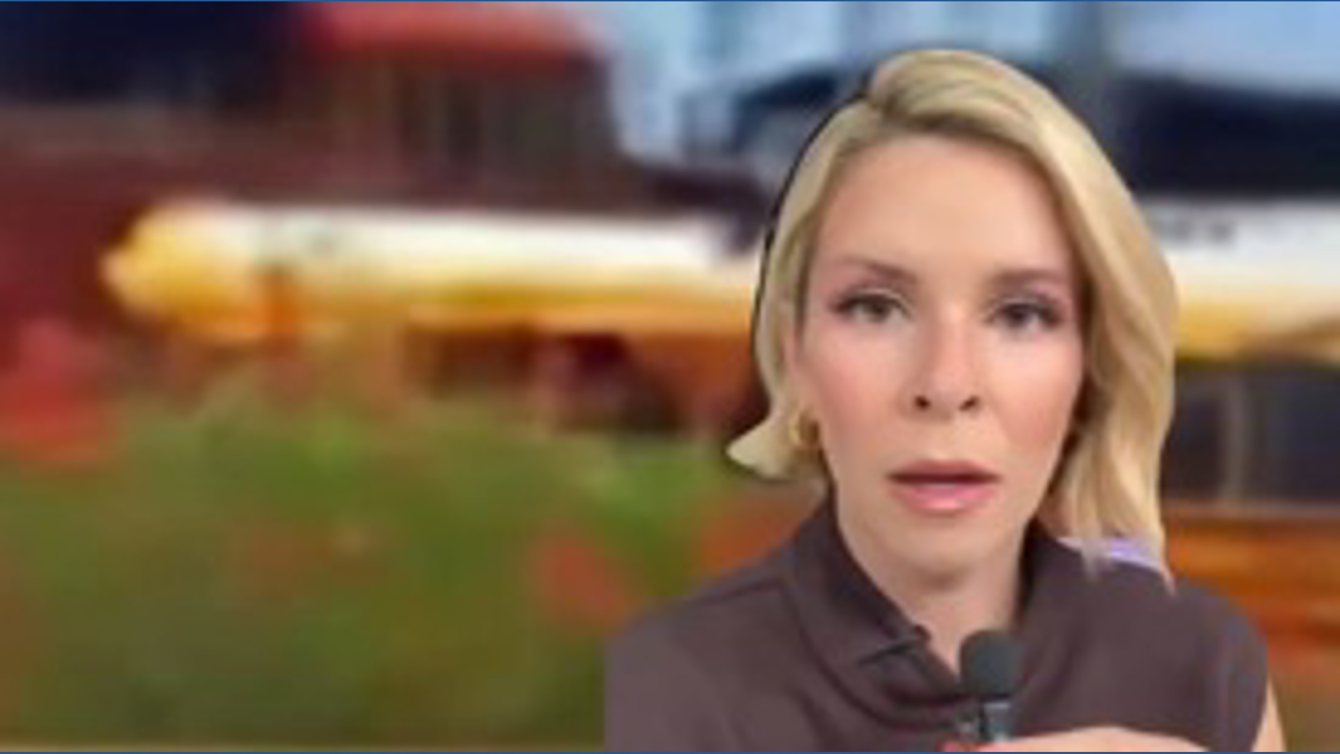 Peoria school bus stuck near train tracks