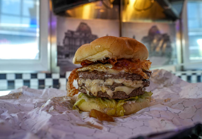 Haven Bros. is the oldest food truck in America and still satisfies