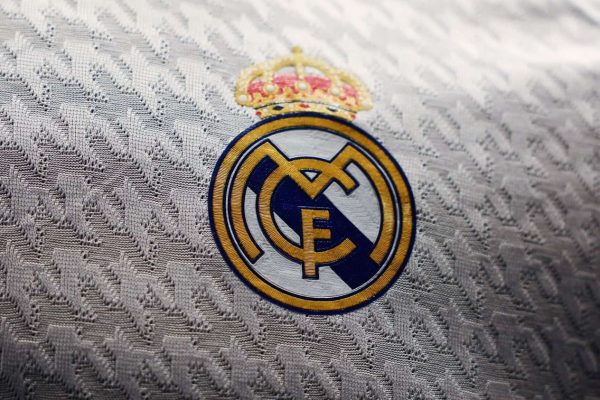 Telegraph: Real Madridin 150 miljoonan dollarin megahankinta selvisi!