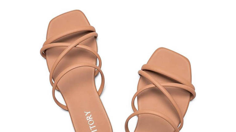 Get Fitory cross-strap slide sandals for only $10 – perfect for summer ...