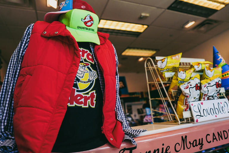Nerd Alert at Carriage Crossing expands 80s-90s gift shop, arcade games ...