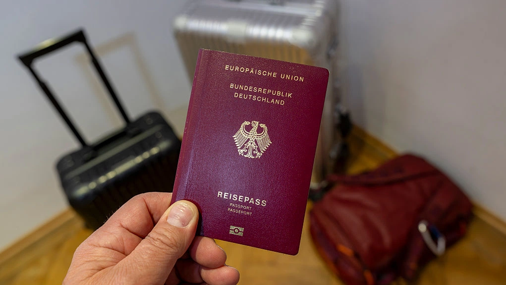 Smart passport habits every traveler should know