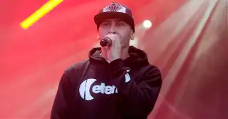 Molesta i Grammatik znowu na scenie! OSTR pozdrowił... psa. Tak ...